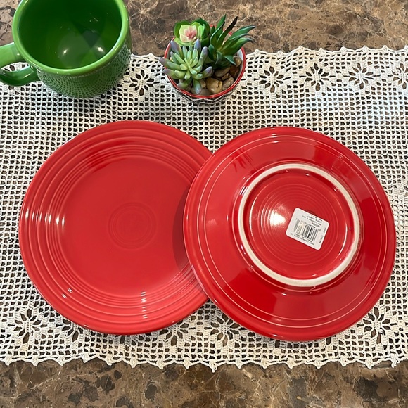 Fiesta | Dining | New Fiesta Scarlet Red Luncheon Plates 9 Set Of ...